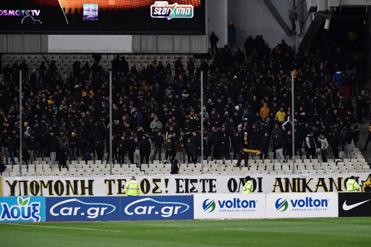 ΑΕΚ-ΠΑΟΚ: Οργισμένο πανό από την Original στο ΟΑΚΑ – «Είστε όλοι ...