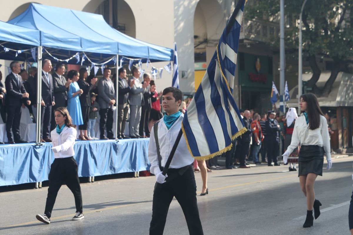 28η Οκτωβρίου: Η μαθητική παρέλαση στη Θεσσαλονίκη [pic] | Ειδησεις ...