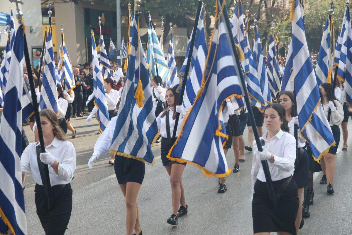 28η Οκτωβρίου: Η μαθητική παρέλαση στη Θεσσαλονίκη [pic] | Ειδησεις ...