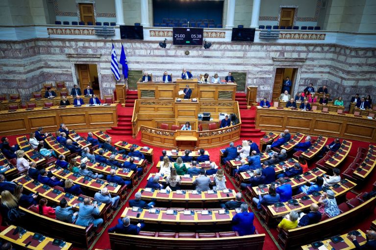 Η οικονομία στον πυρήνα της αντιπαράθεσης ΝΔ - ΣΥΡΙΖΑ | Ειδησεις ...