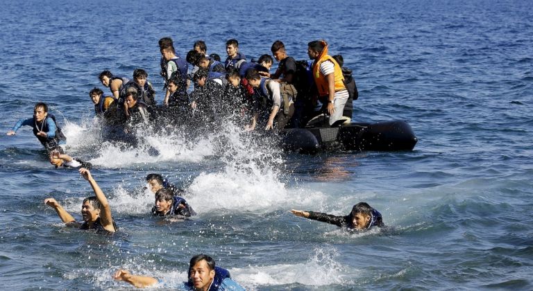 ΓΓ Μεταναστευτικής Πολιτικής για το άσυλο σε Σύρους πρόσφυγες: «Παγώνει ...