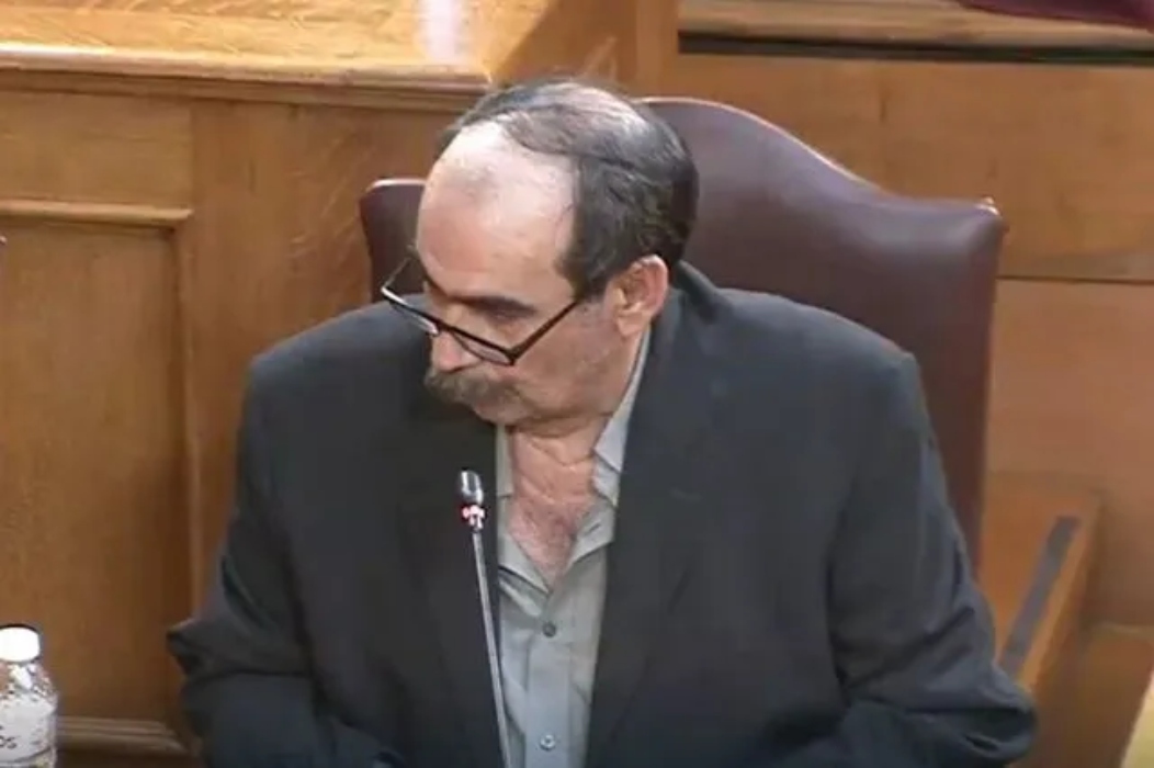 Σοκ στη Βουλή! Ο «φραπές» Ξυλούρης αρνείται να μιλήσει – εισαγγελική ...