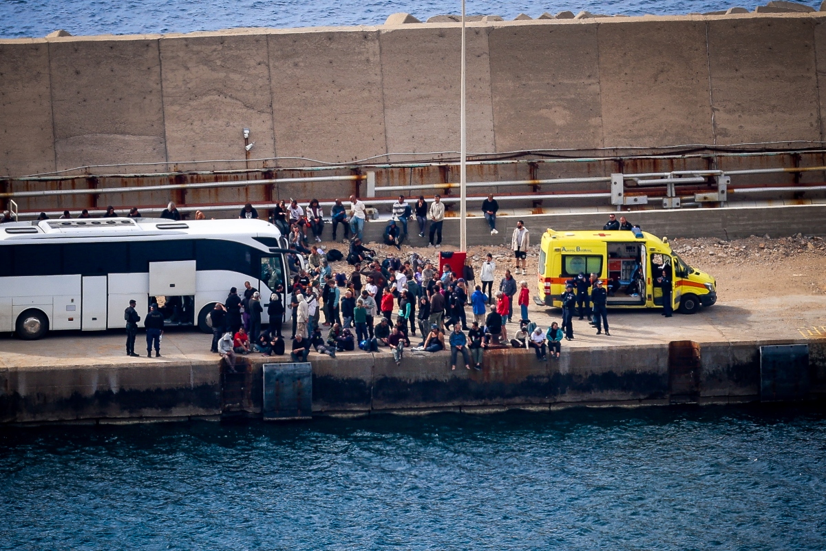Σκιές και Δίκτυα Επιρροής: Ποιος Υπονομεύει τη Στρατηγική Συμμαχία ...