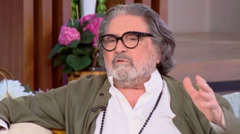 Ο Γιώργος Χριστοδούλου σοκάρει: «Μιλούσα στους γονείς μου στον ...